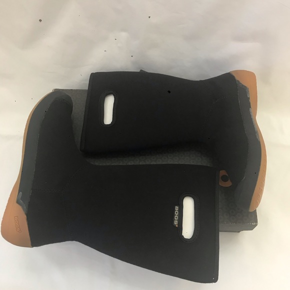 Bogs | Shoes | Bogs Summit Waterproof Youth Boots Color Black | Poshmark